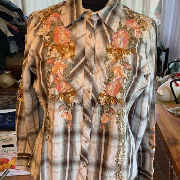 Db Sport | Tops | Db Sport Aliza Embroidered Top Xl | Poshmark
